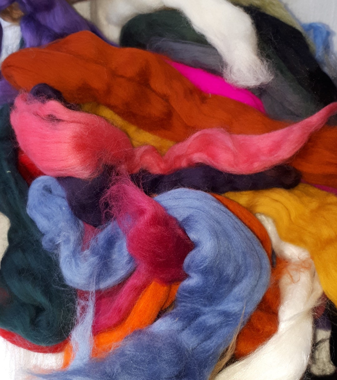 Extra Fine Merino Wool Roving Scrap Bag, 250 Grams (8.8oz) - Etsy