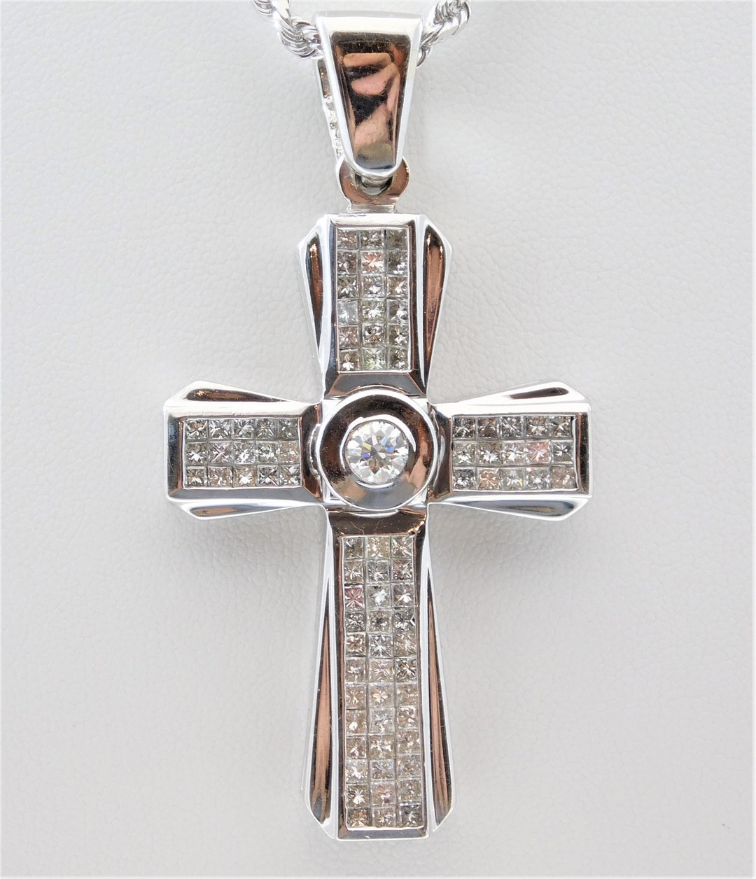 4.70 Carat Diamond White Gold Gothic Cross Pendant - Etsy