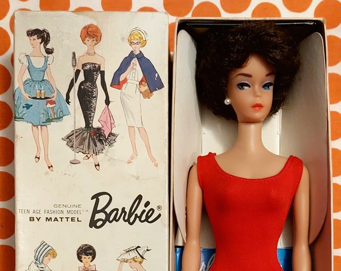 Amazing 1962 Vintage Brunette Barbie Bubblecut Doll in Box - Etsy