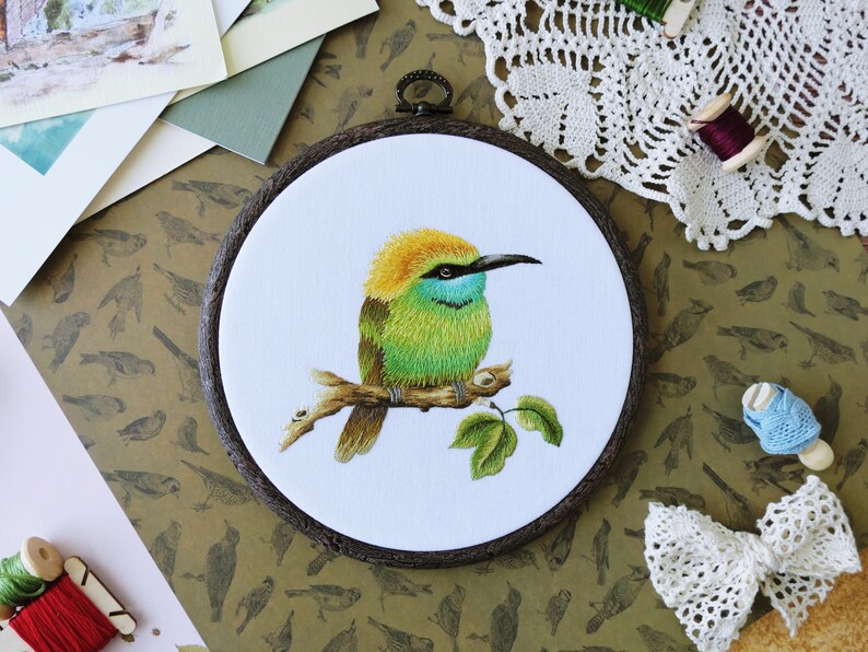 Detailed Embroidered Bird, Hand Embroidered Hoop Art, Bird Lover Gift ...