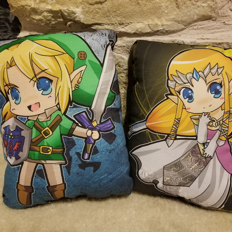 Zelda Pillow - Etsy
