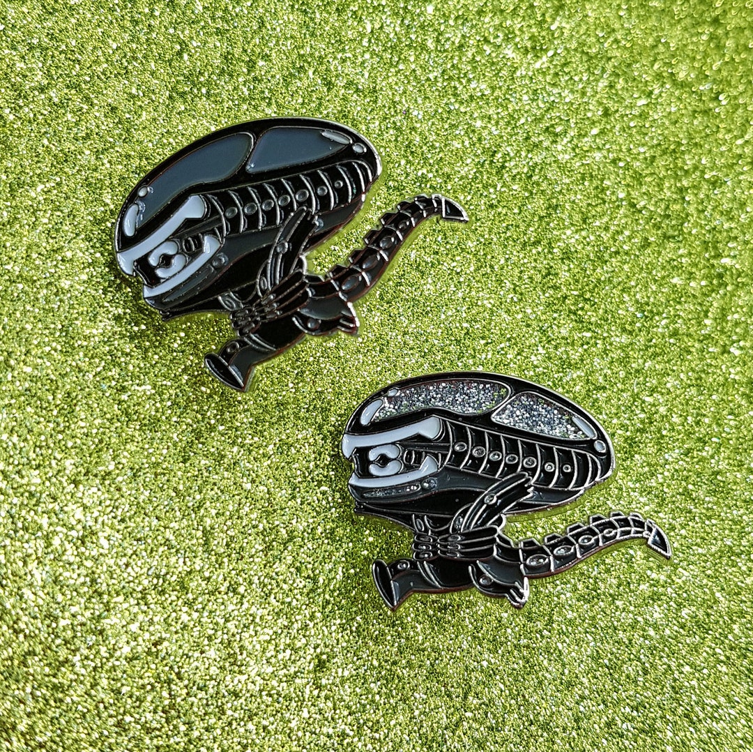 Fantasy Pins "xenomorph" - Etsy