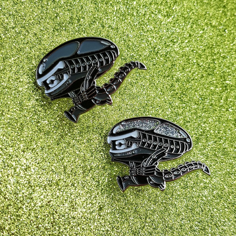 Fantasy Pins xenomorph | Etsy