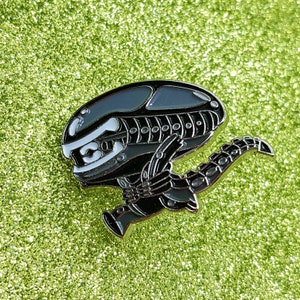 Fantasy Pins "xenomorph" - Etsy