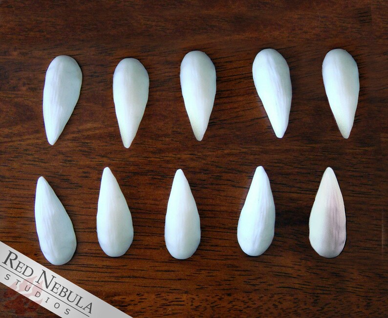 Pointed Curved 1.5 Inch Claws in White or Black | Etsy