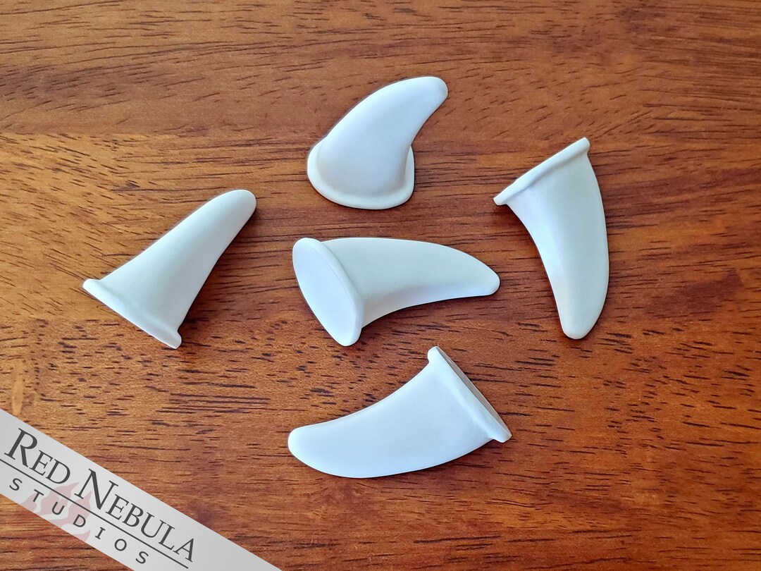 Large Thin 1.5 Canine Claws in White or Black, Resin Claws for Fursuits ...