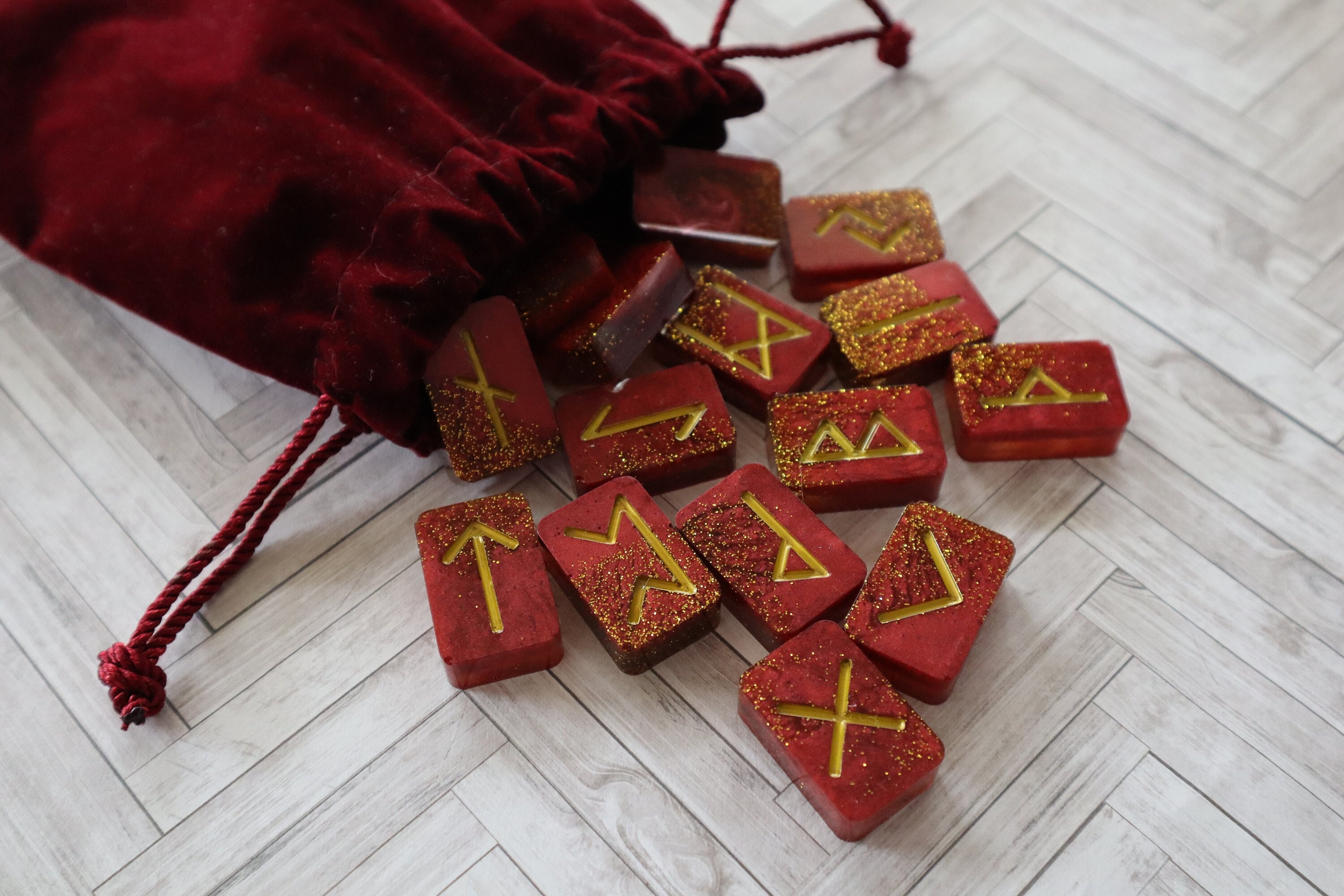 Fire Rune Set Divination Runes Elder Futhark Runes Norse Rune Set for ...
