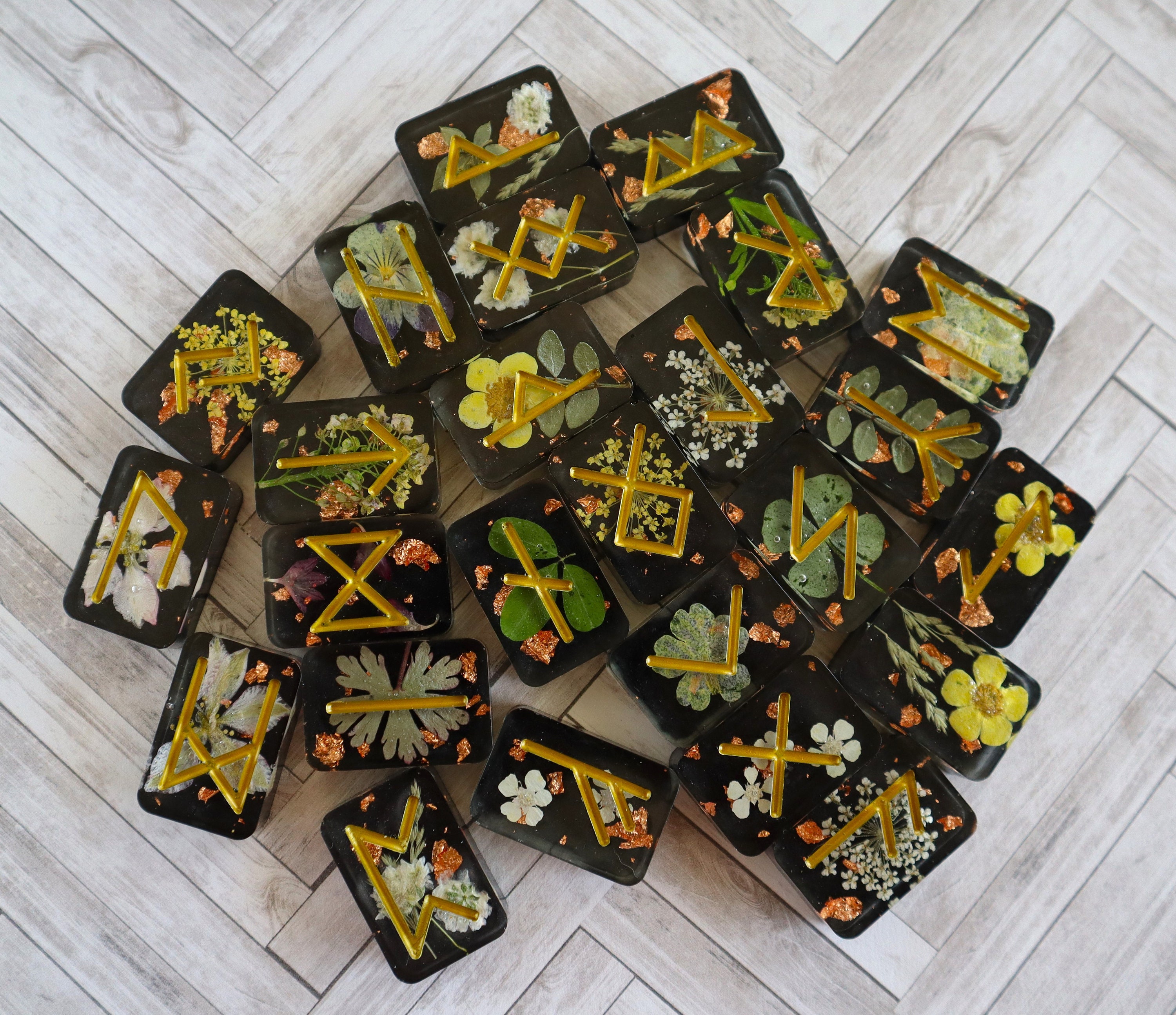 Floral Runes Norse Rune Set Elder Futhark Runes Divination Runes Flower ...