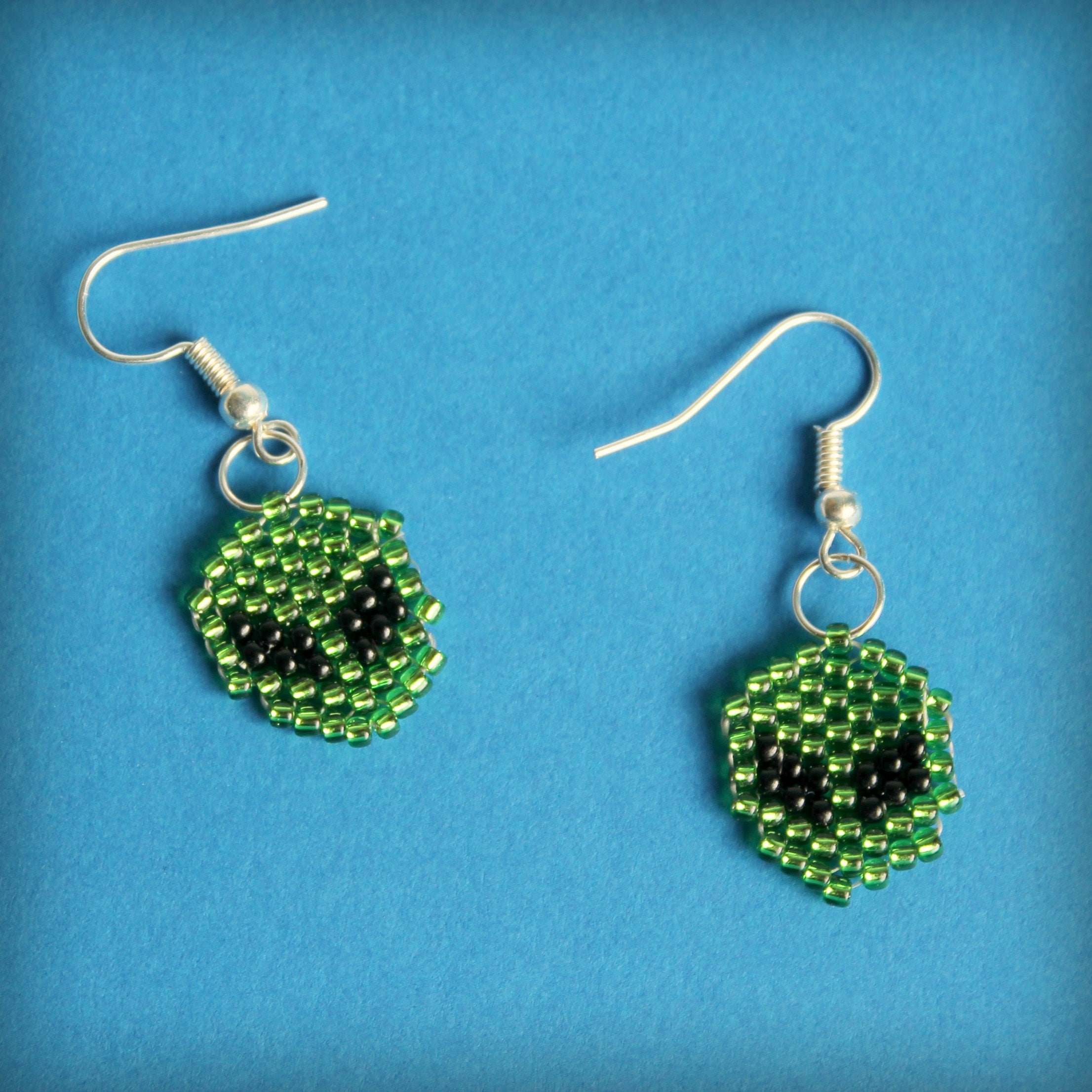 Alien Earrings, Green Alien Dangle Earrings, Sci Fi Jewelry, Sci Fi ...