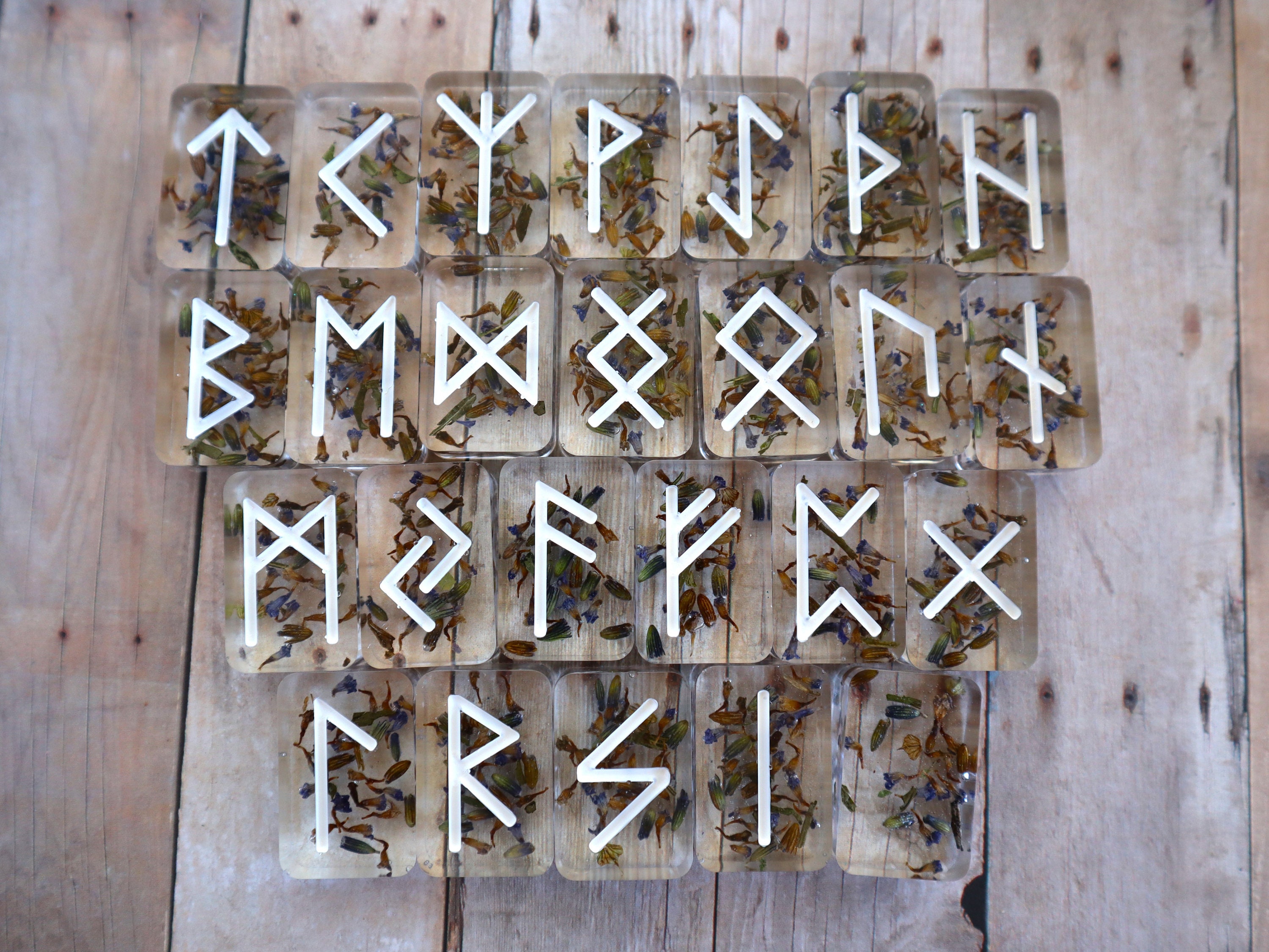 Lavender Runes Norse Rune Set Elder Futhark Runes Divination Runes Rune ...