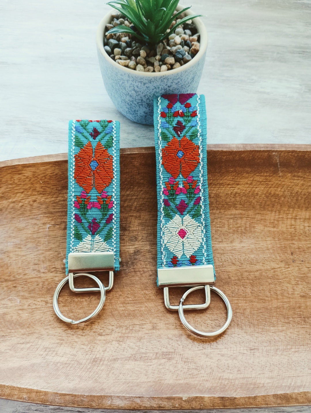 Boho Car Keychain, Embroidered Wristlet Floral, Fabric Lanyard Keychain ...