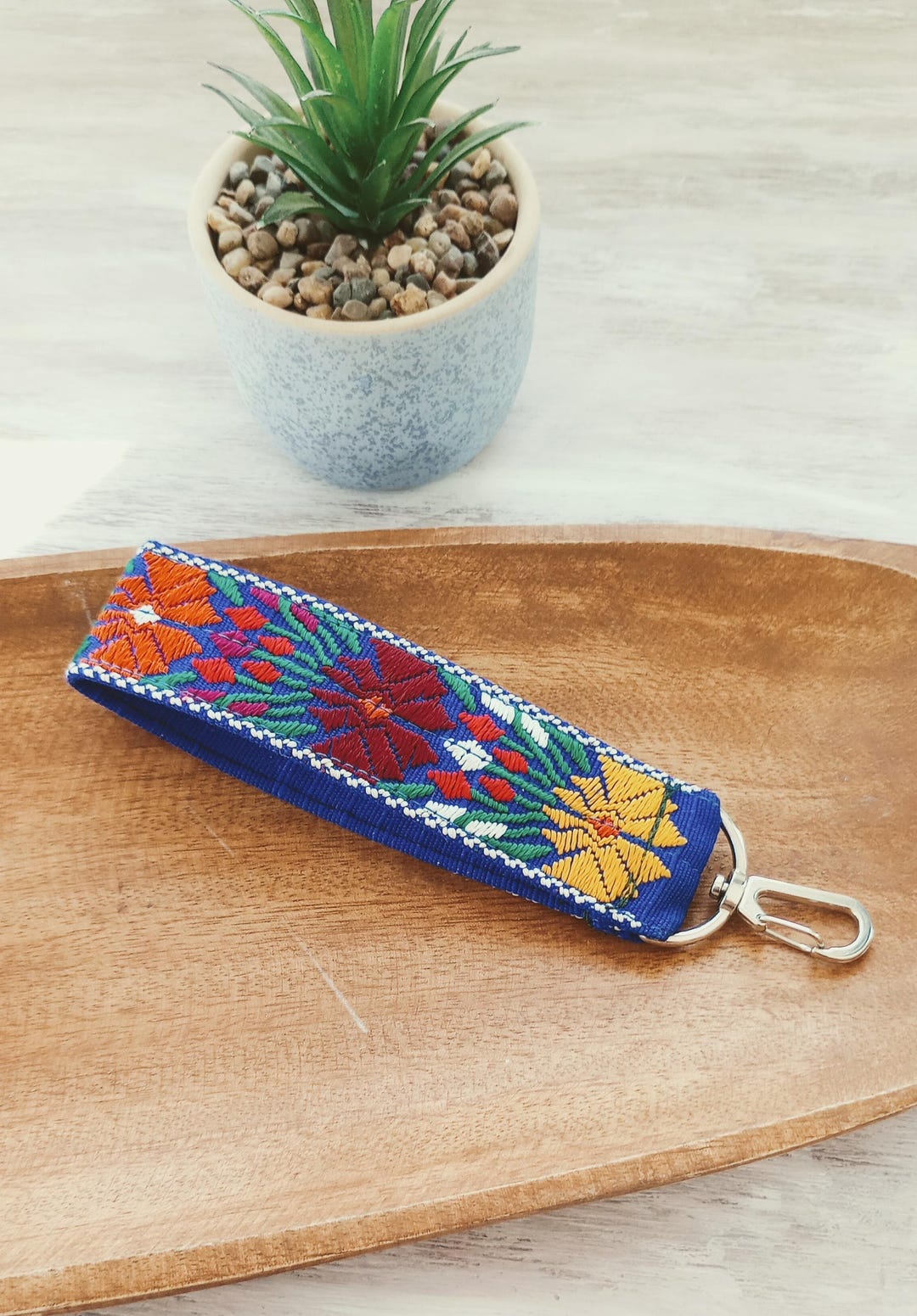 Handmade Floral Embroidery Wristlet Keychain: Mexican Key Fob - Etsy