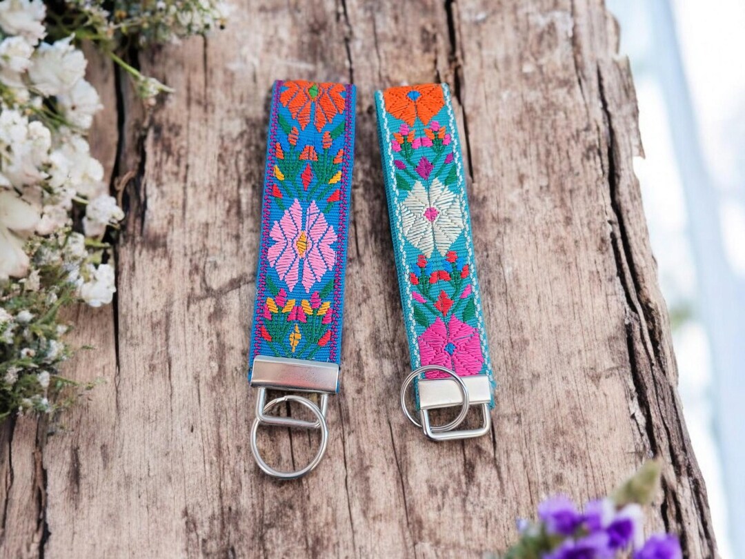 Boho Car Keychain, Embroidered Wristlet Floral, Fabric Lanyard Keychain ...
