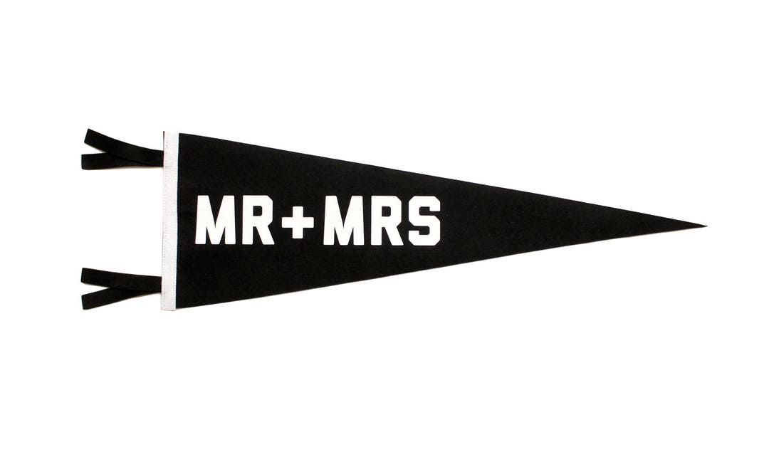 Mr + Mrs Wedding Pennant - Etsy