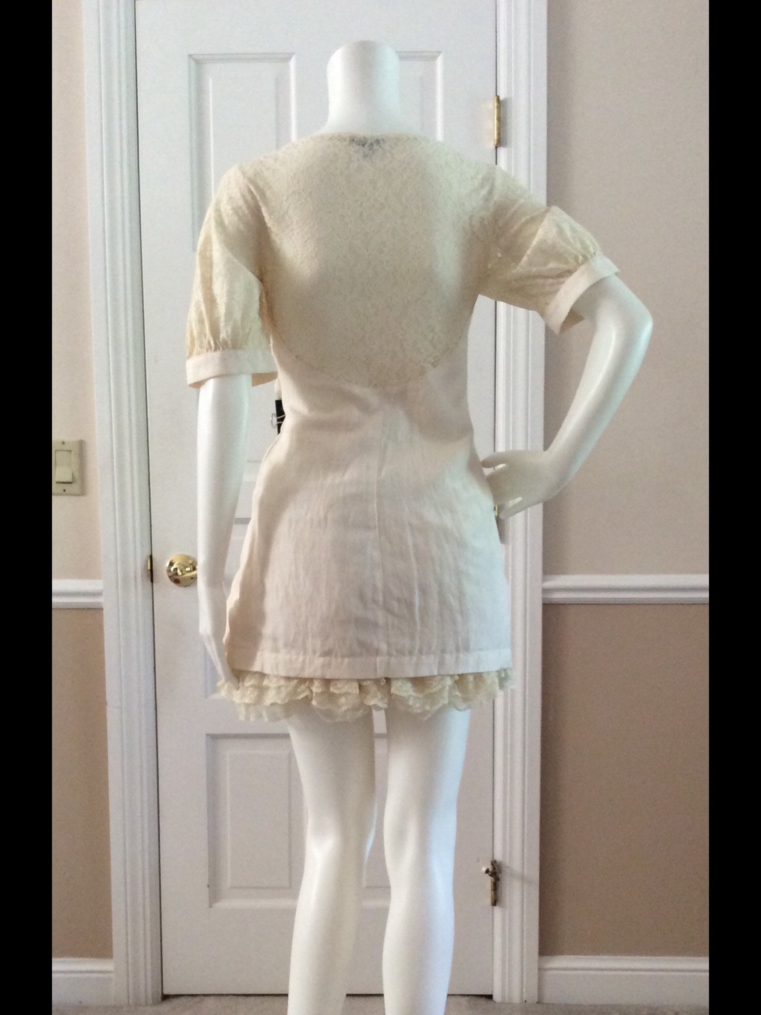 Byblos, Made in Italy, 1989 Layered Ivory Lace Skirt With Cotton Yoke ...