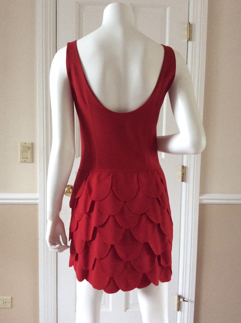 The Nanny’s Dress in Red Rather Than Grey Plaid With 7 Rows of Leaf ...