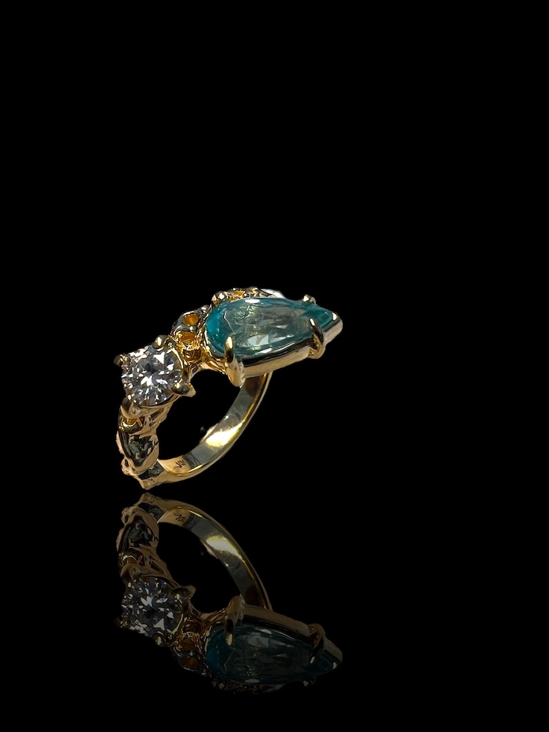 Neon Blue Apatite Engagement Ring: D VVS1 Moissanite, 10k Gold - Etsy
