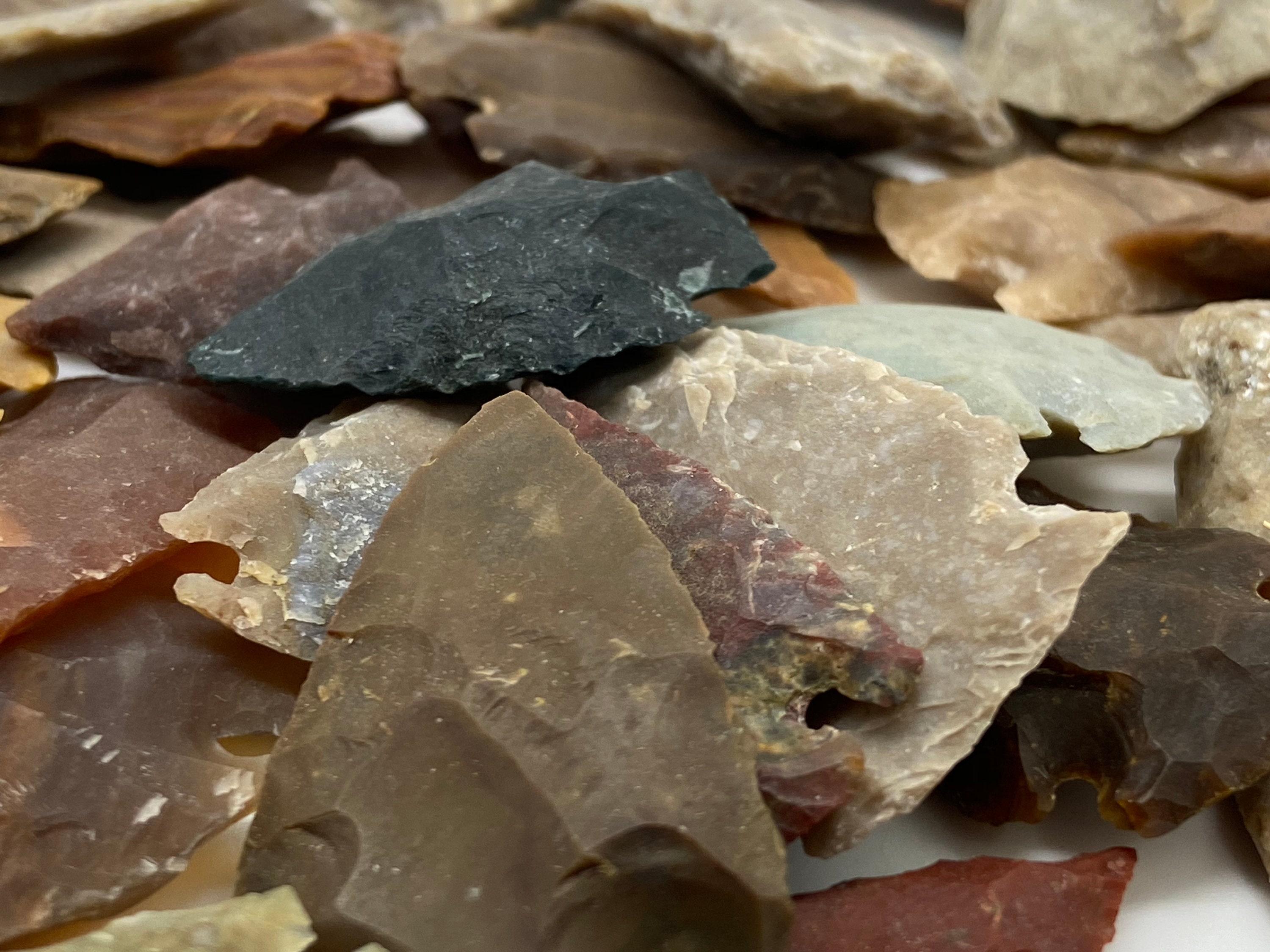 Indian Assorted Arrowheads 8 Count Stone Native American Mixed Lot for ...