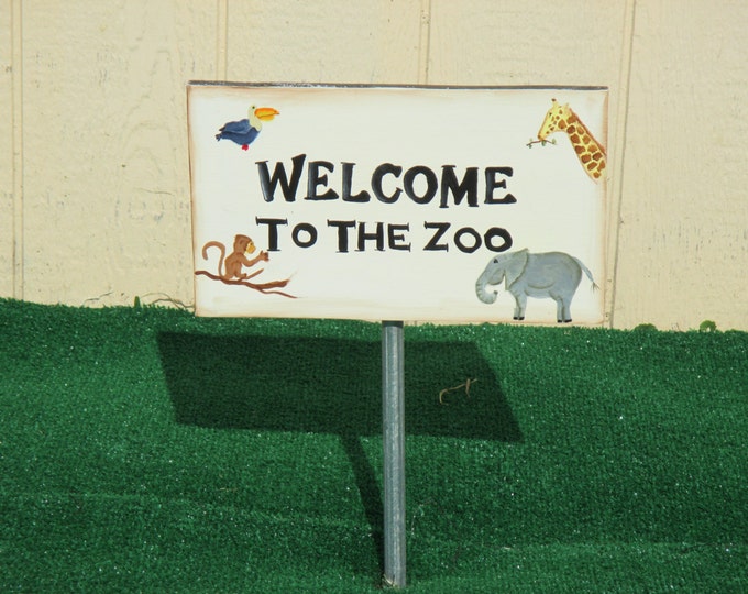Welcome to the Zoo Yard Sign - Etsy