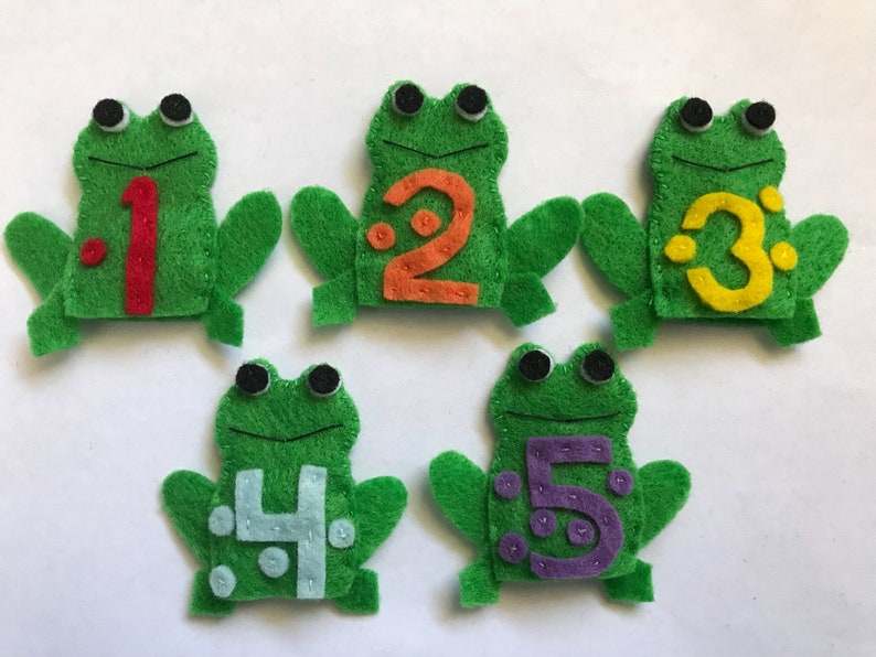 5 Five Green and Speckled Frogs Felt Animal Finger Puppets | Etsy