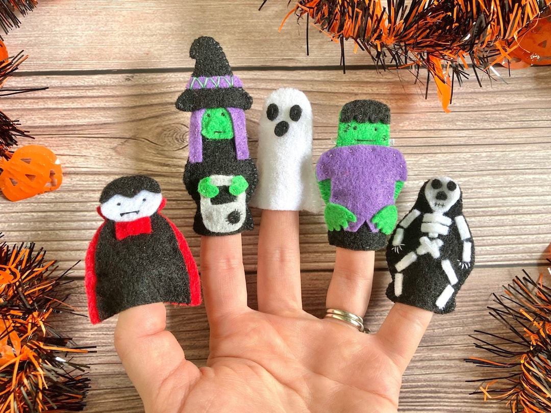 Halloween Felt Finger Puppets witch, Skeleton, Ghost, Frankenstein ...