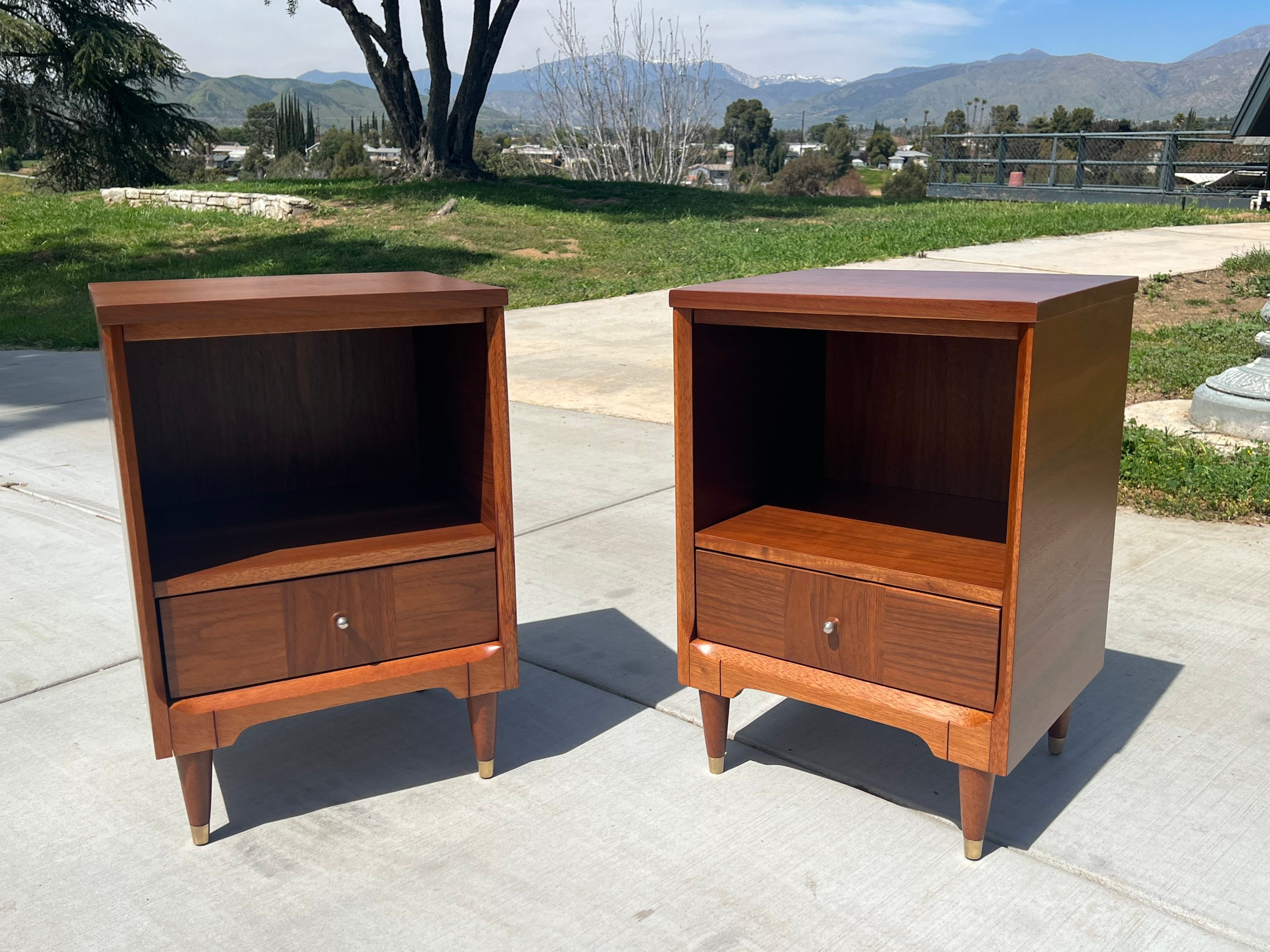 Vintage Mid Century Modern 1960s Walnut Pair Nightstands Morris ...