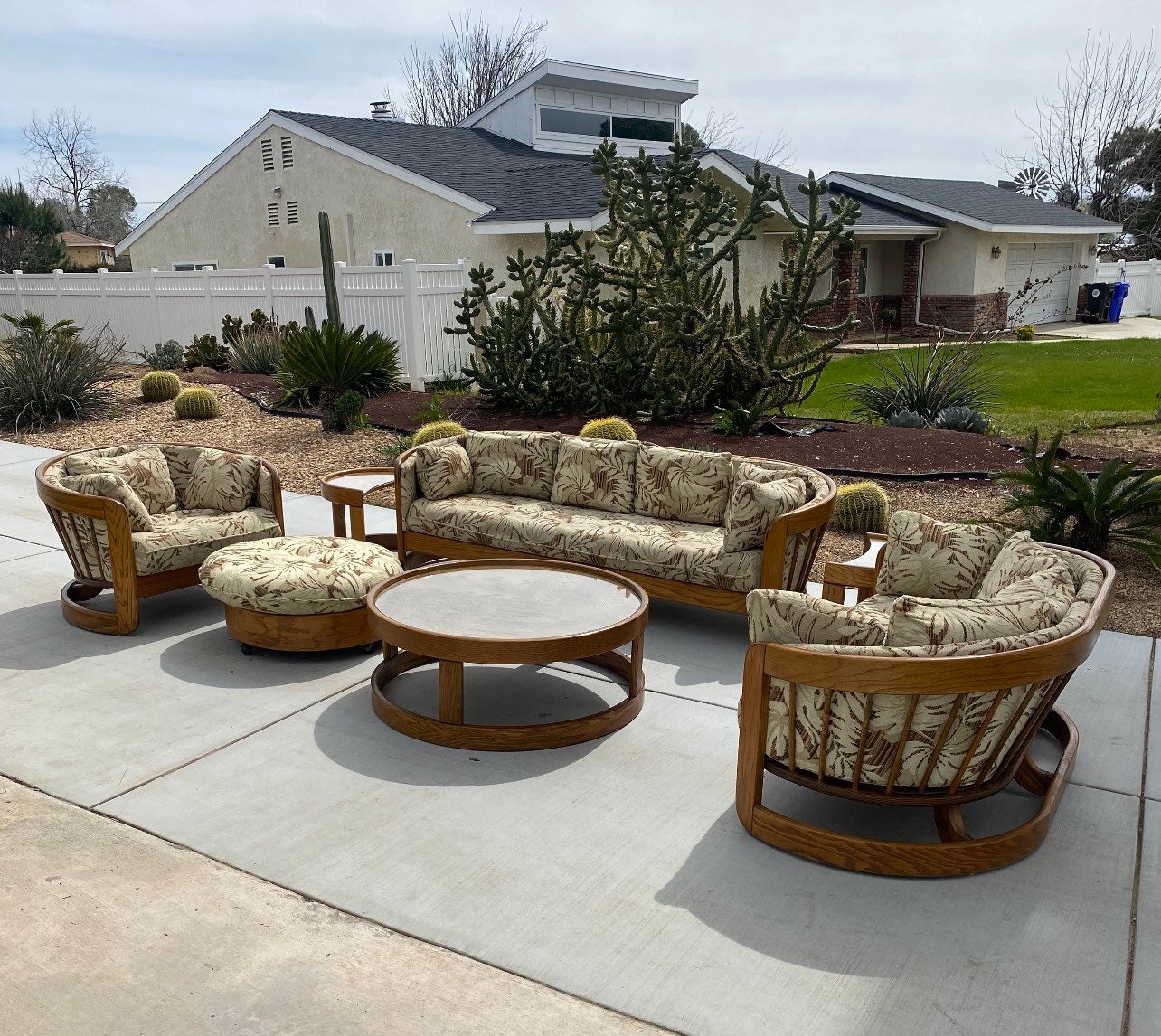 Vintage Mid Century Modern 1970s Large Parquet Circle Oak Coffee Table ...