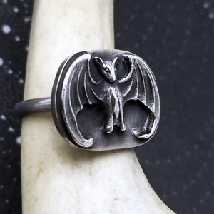 Silver Bat Ring, Vampire Bat Ring, Goth Gothic Bat Jewelry, Witch Ring ...