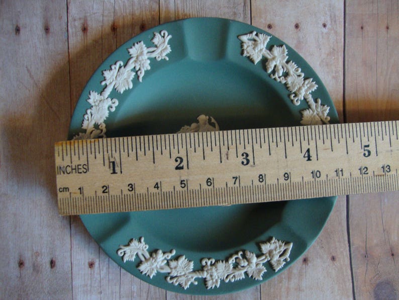 Wedgwood Queensware Etruria Green Grape Leaves Trinket or - Etsy