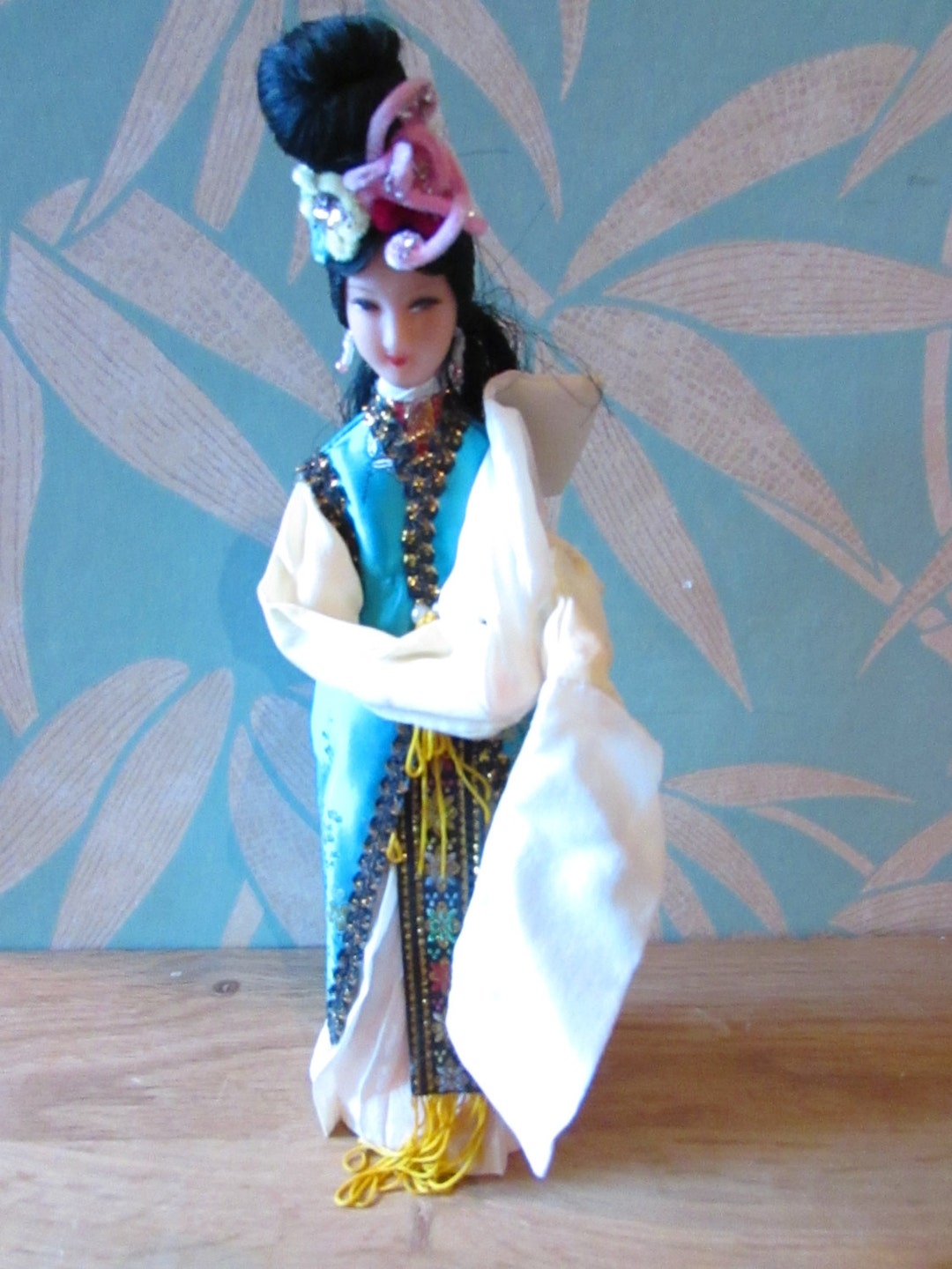 Vintage Traditional-costume Chinese Pose Doll - Etsy