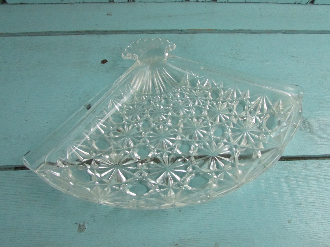 1970s Avon Pressed Glass Triangular Fan-shaped Candy/trinket Dish - Etsy