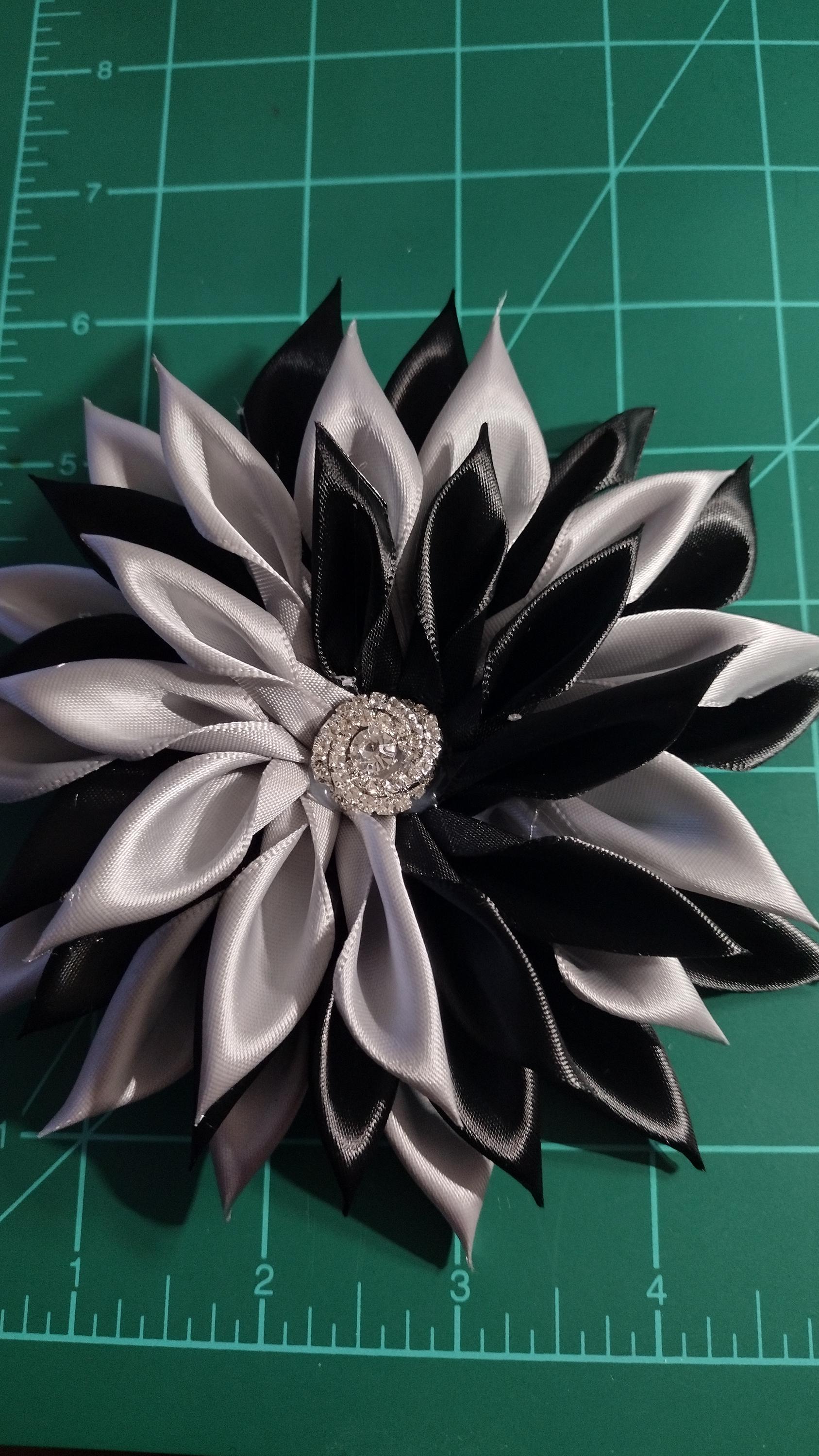 Handmade Kanzashi Flower Brooch, OES Satin Ribbon Pin. Great for Any ...