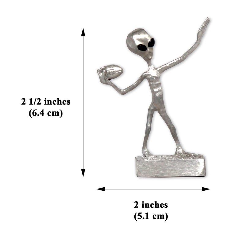 Football UFO Alien Throwing a Hail Mary Pass Pewter Statue S-008 - Etsy