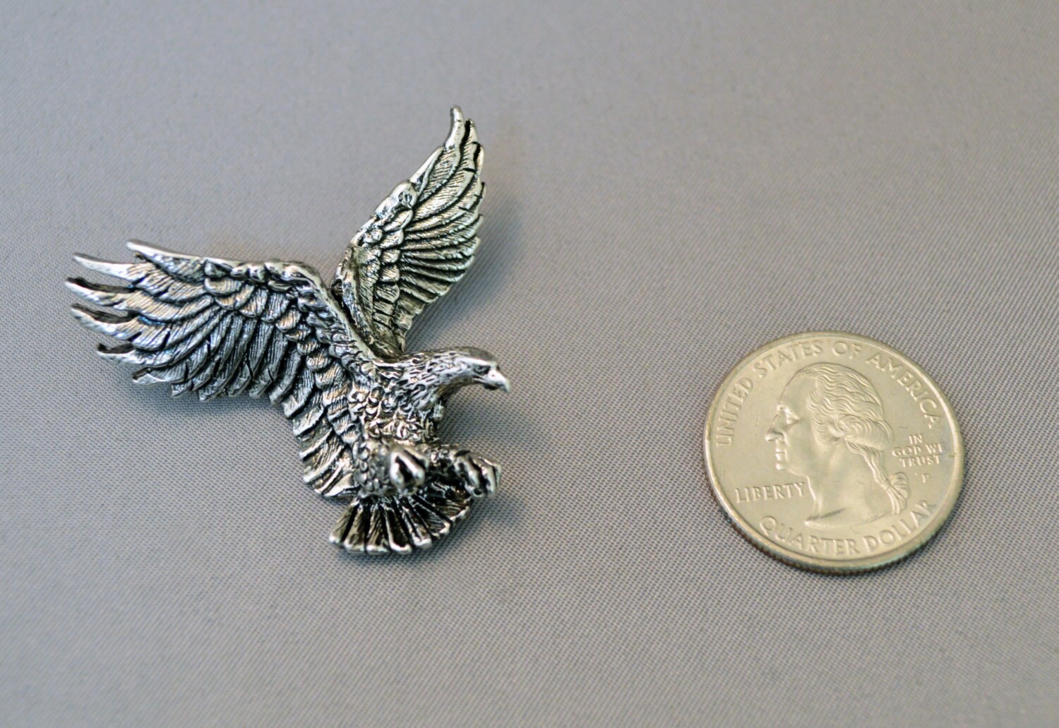Patriotic American Eagle in Flight Jacket or Hat Pin Antique Silver ...