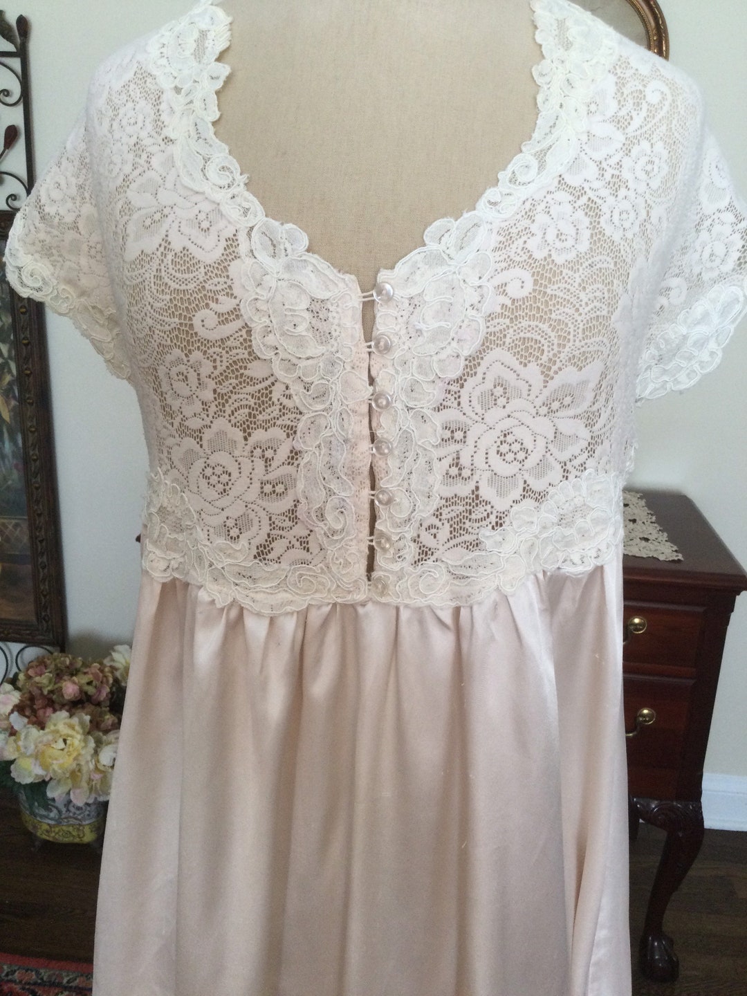 Seventies Satin and Lace! is It Ivory, or is It Pink? It Depends on the ...