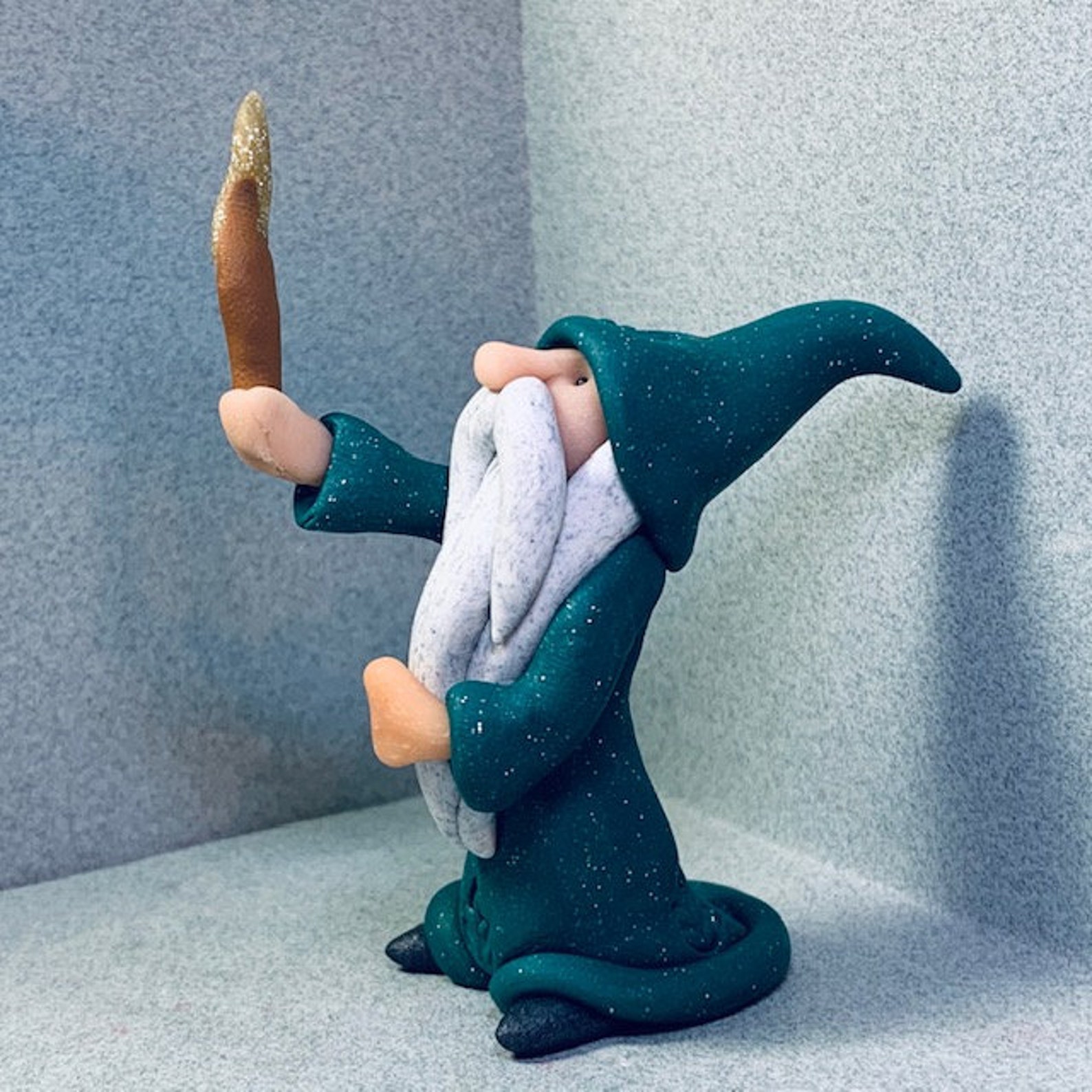 WIZARD Miniatures in Assorted Colors Holding Various Items - Etsy