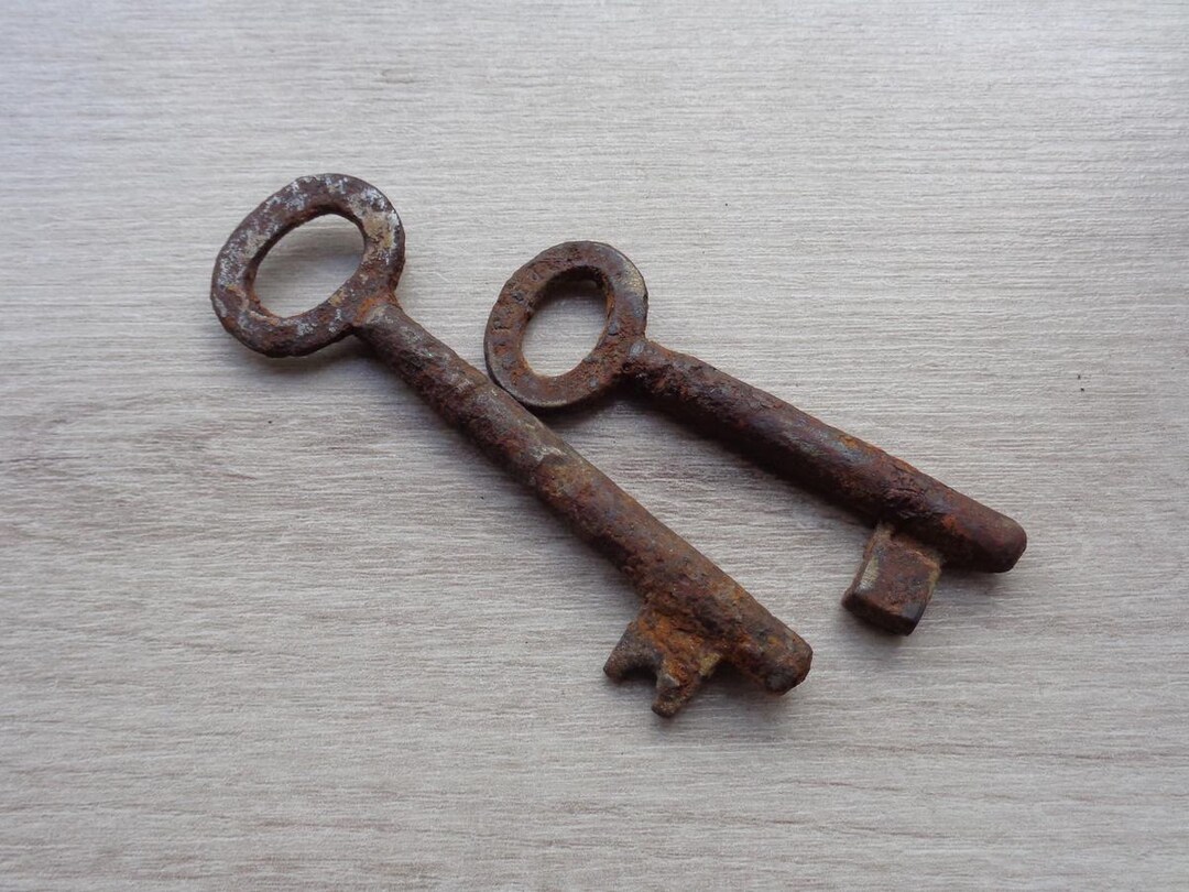 A Pair of Antique Iron Keys 19th Century Original Patina Rare Authentic ...