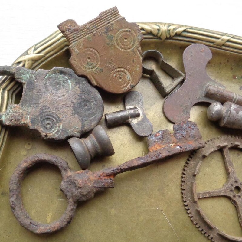 FragmentsofHistory - Etsy