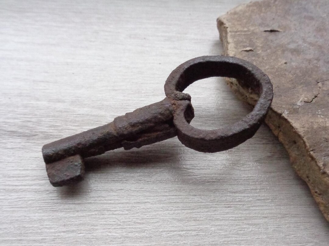 Ancient Skeleton Iron Key 18-19th Century Original Rusty Patina ...