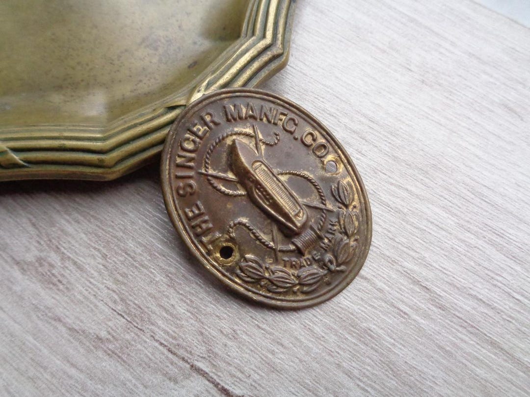 The SINGER Manfg.co Trade Mark Vintage Sewing Machine Label Plate 1900s ...