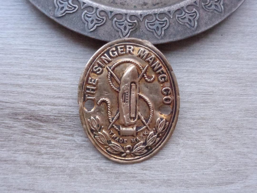 The SINGER Manfg.co Trade Mark Vintage Sewing Machine Label Plate 1900s ...