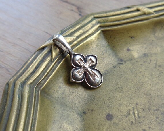 Beautiful Vintage miniature cross King of Glory Words… - Gem