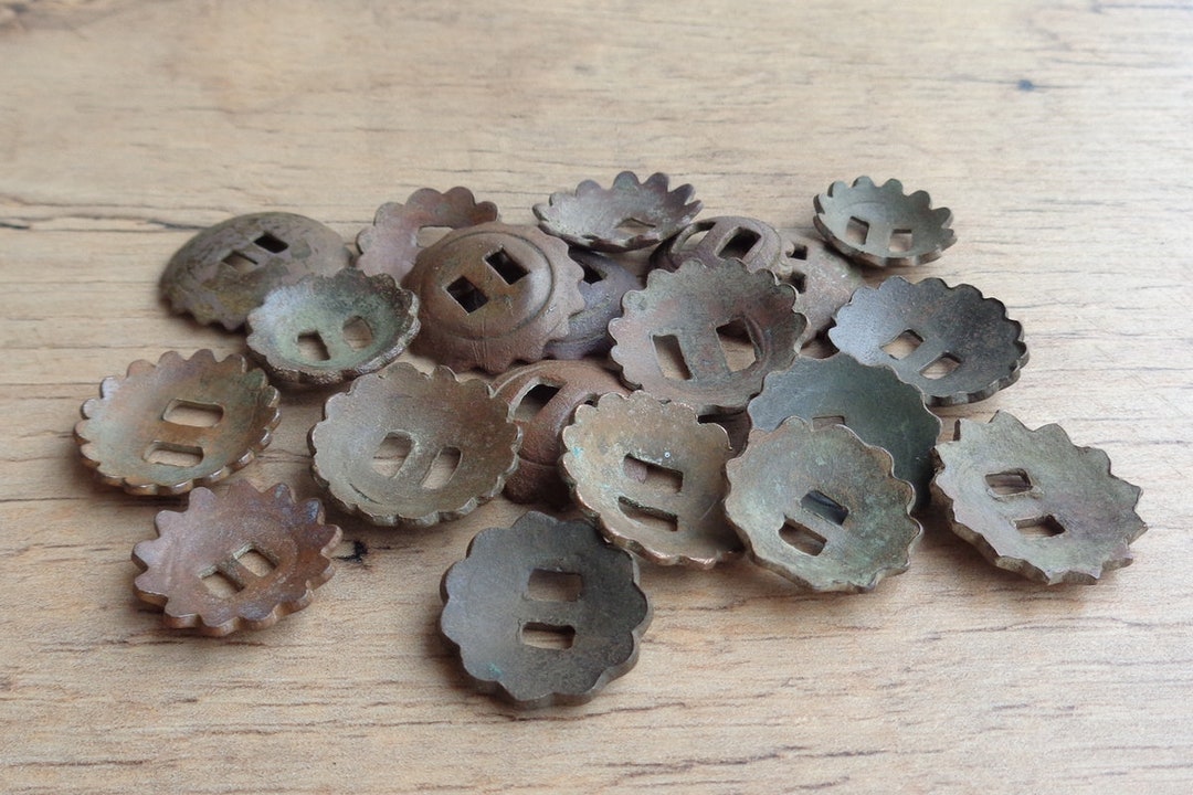 SET of 20 Antique Brass Buttons 19th Century Archaeological Finds ...