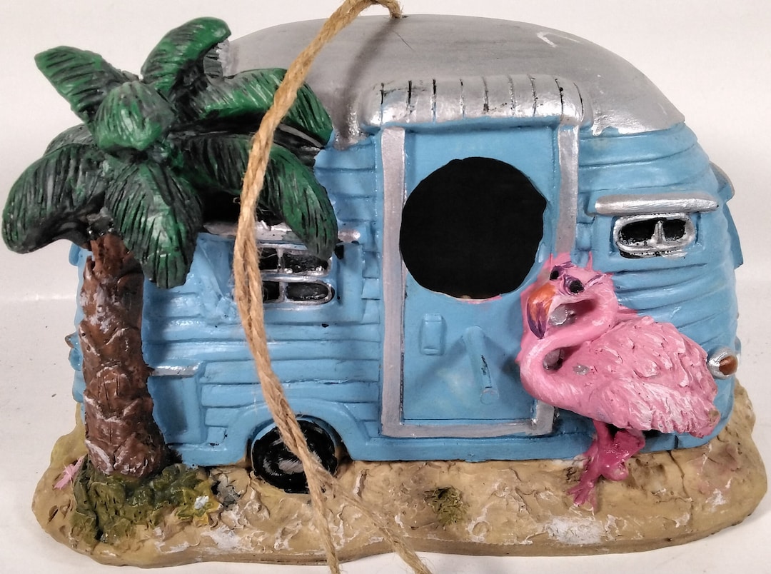 BIRDHOUSE Palm Tree Camper Mobile Home Pink Flamingo Resin 8 W 5 H 4-1/ ...