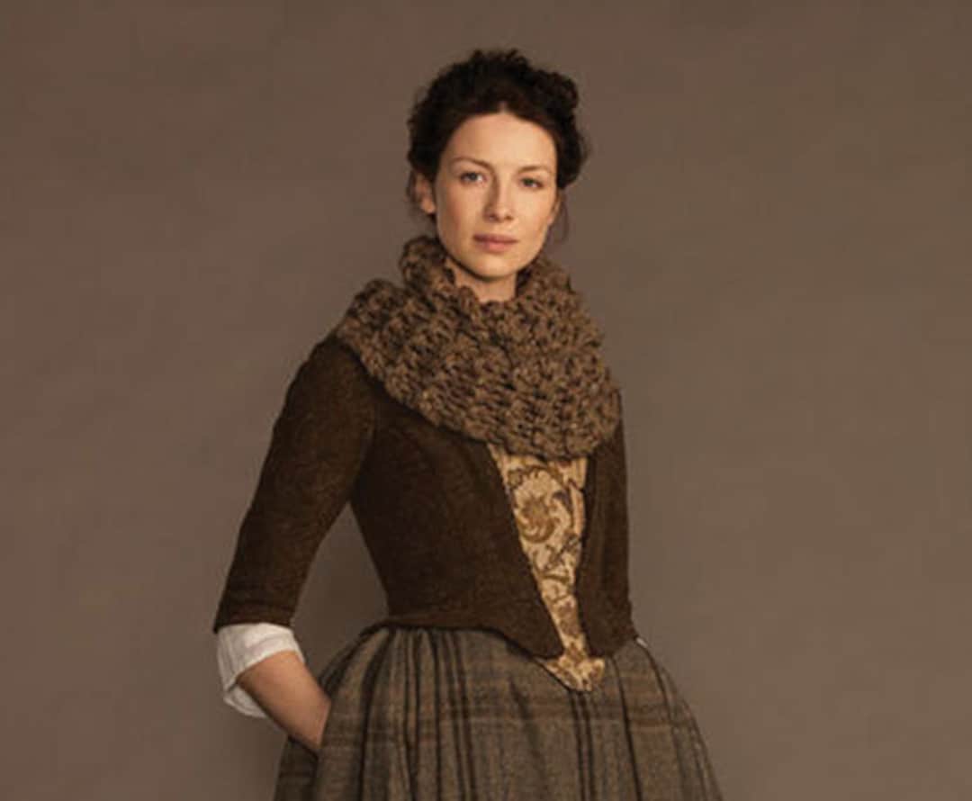 Outlander Mobius Cowl, Chunky Neck Cowl Scarf, Hand Knitted Circular ...