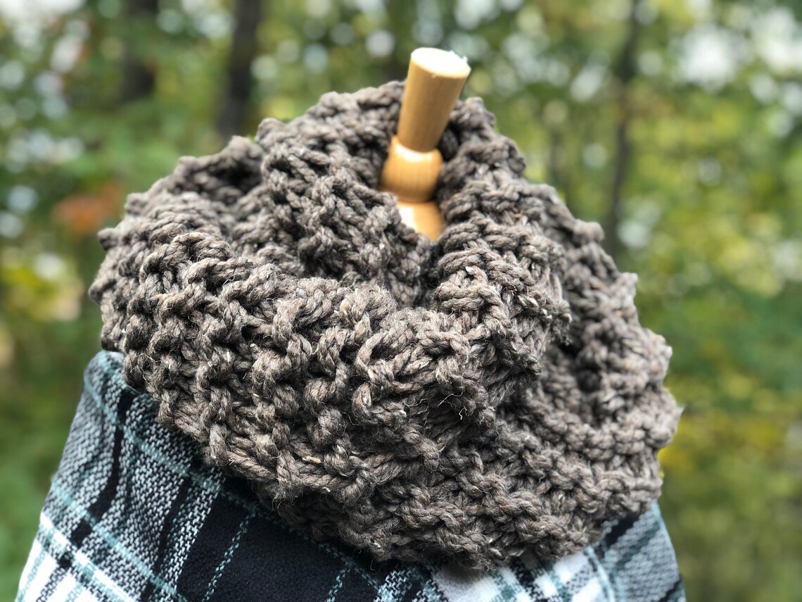Outlander Mobius Cowl, Chunky Neck Cowl Scarf, Hand Knitted Circular ...
