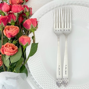 Personalized Wedding Forks - Hand Stamped With Initials & Dated Handles ...