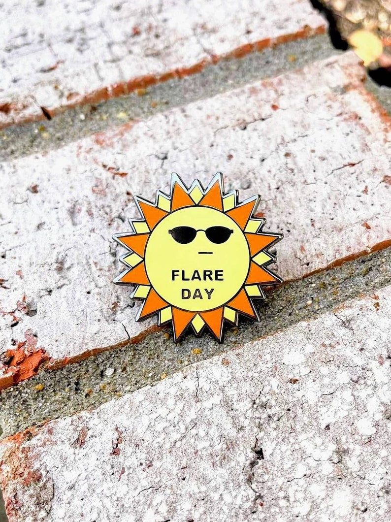 FLARE DAY PIN Hard Enamel Pin Autoimmune Illness Awareness - Etsy