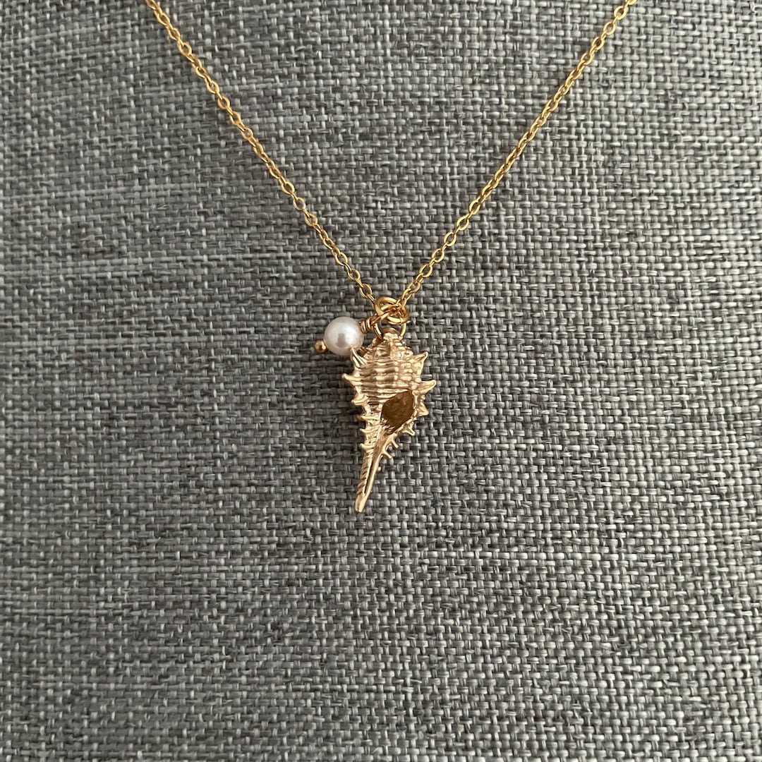 Gold Plated Conch Necklace With Swarovski Pearl – Beach-inspired Shell ...