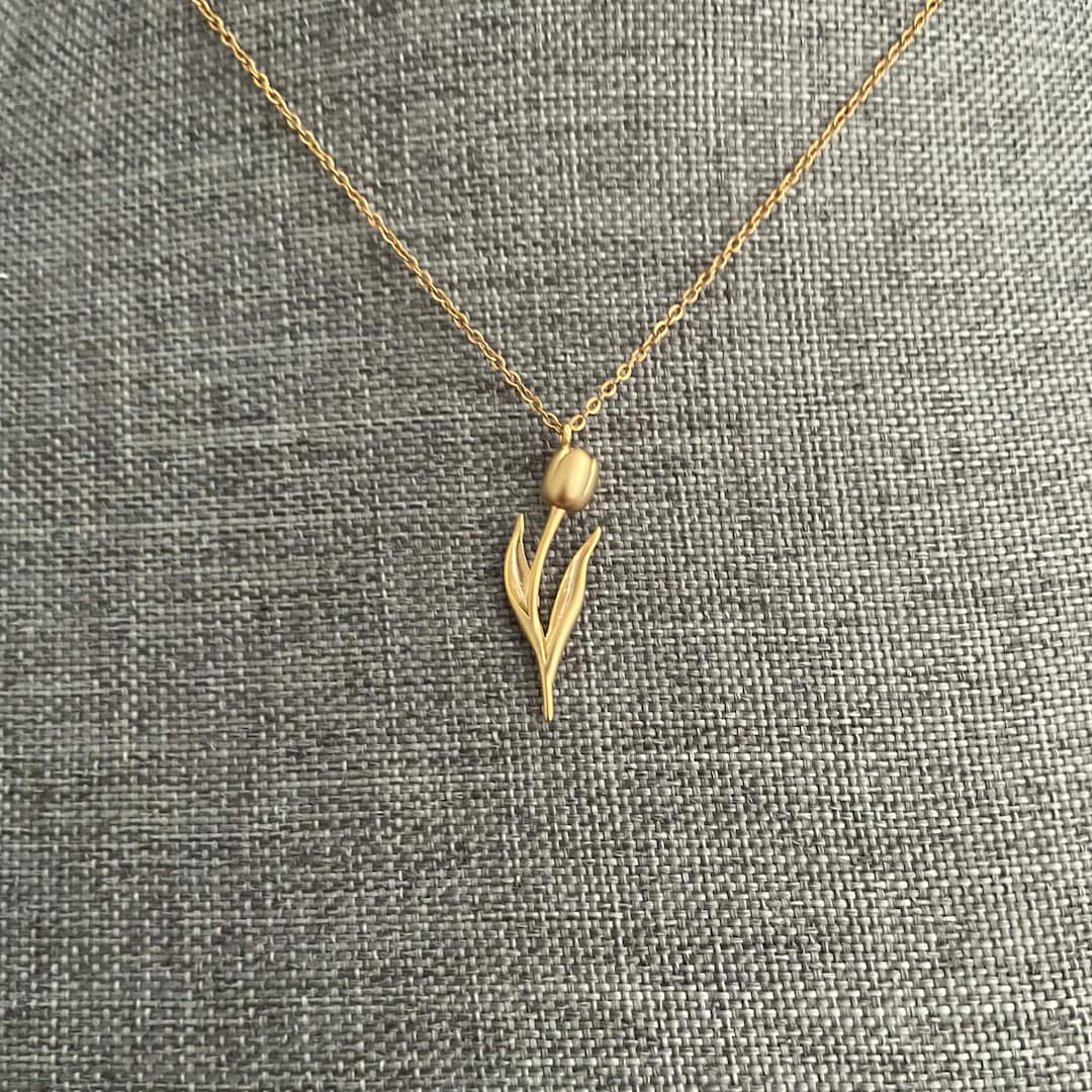 Tulip Flower Necklace, Gold and Silver Tulip Floral Jewelry for Women ...